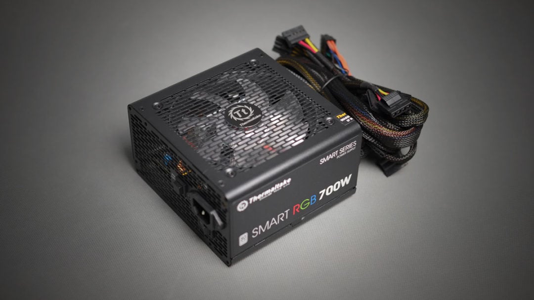 Preview | Thermaltake Smart RGB 700W PSU