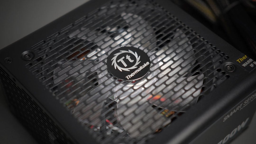 Preview | Thermaltake Smart RGB 700W PSU